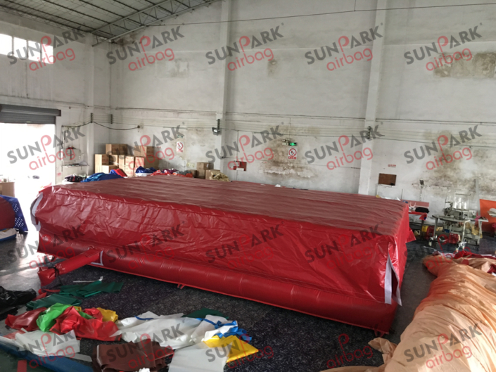 Freestyle Jump Trampoline Airbag for Sports - SunparkAirbag